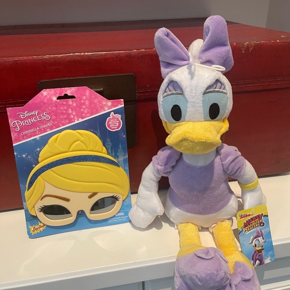 Disney | Toys | Disney Daisy Duck 2 Inch Plush Cinderella Kids ...